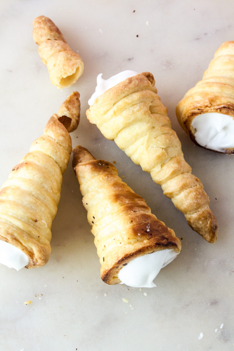 Cream Rolls – The Desserted Girl