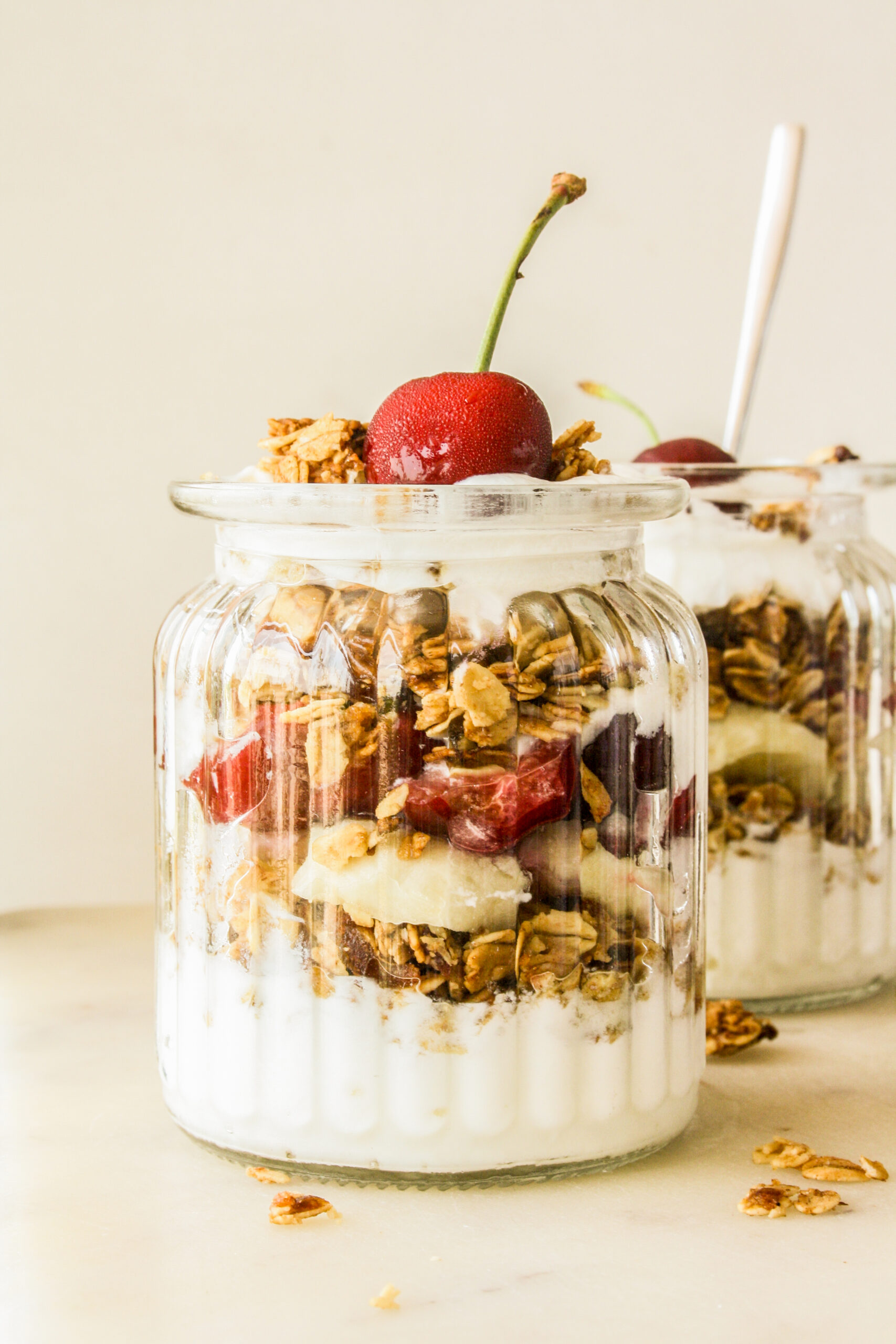 Yoghurt Parfaits with Date & Almond Granola – The Desserted Girl