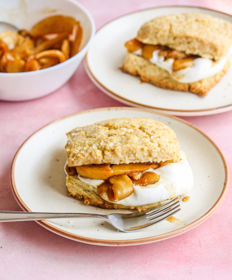 Caramelised Apple Shortcakes – The Desserted Girl