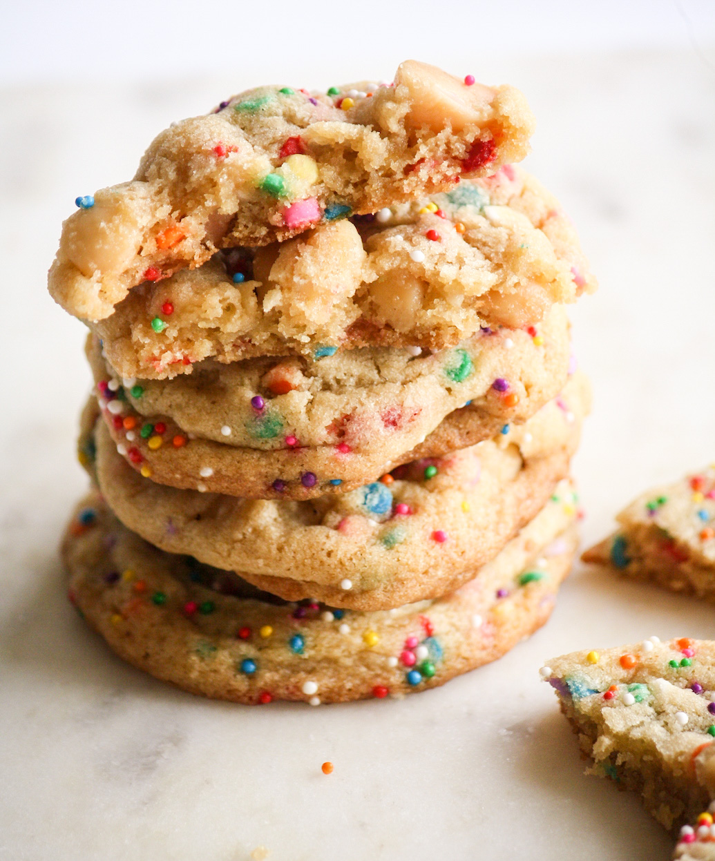 Toasted Macadamia Sprinkle Cookies – The Desserted Girl